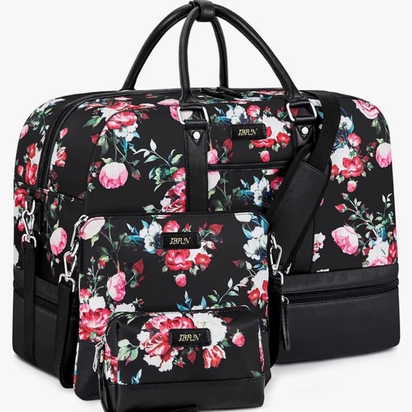 Bags | New 3pc Floral Weekender With Shore Compartment Crossbody Bag ...